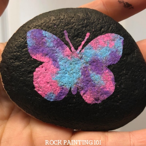 How to make an easy silhouette on a rock - Rock Painting 101