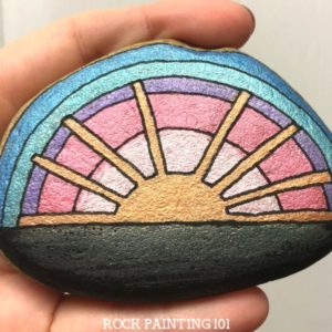 18 Easy Summer Themed Rocks you will love to recreate