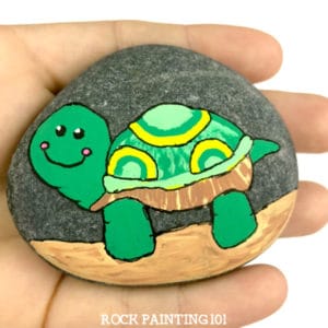 How to easily paint a turtle to make a fun rock - Rock Painting 101