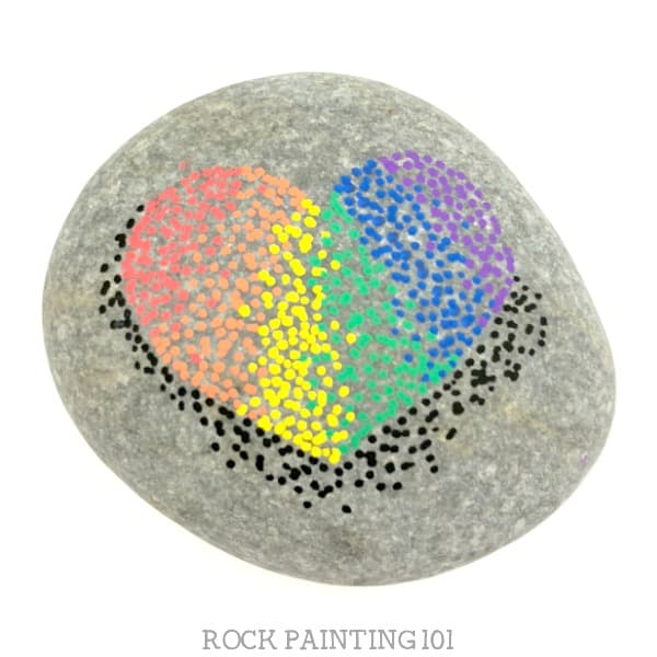 How to make a beautiful rainbow pointillism hearts on rocks - Rock ...