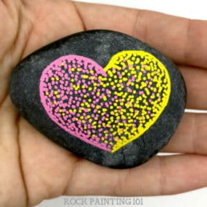 How to make an easy pointillism heart painted rock - Rock Painting 101