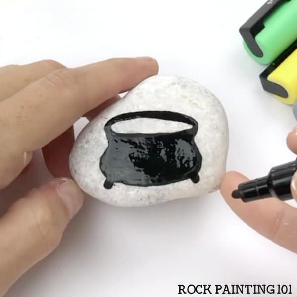 How to paint a cauldron for amazing Halloween rocks - Rock Painting 101