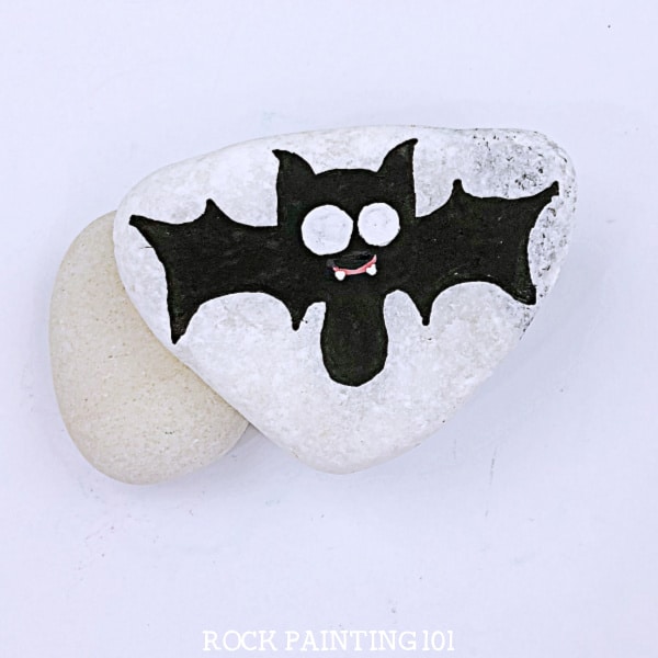 How to paint a bat for amazing Halloween rocks - Rock Painting 101