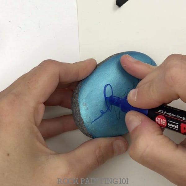 How to use carbon paper to hand letter on rocks - Rock Painting 101