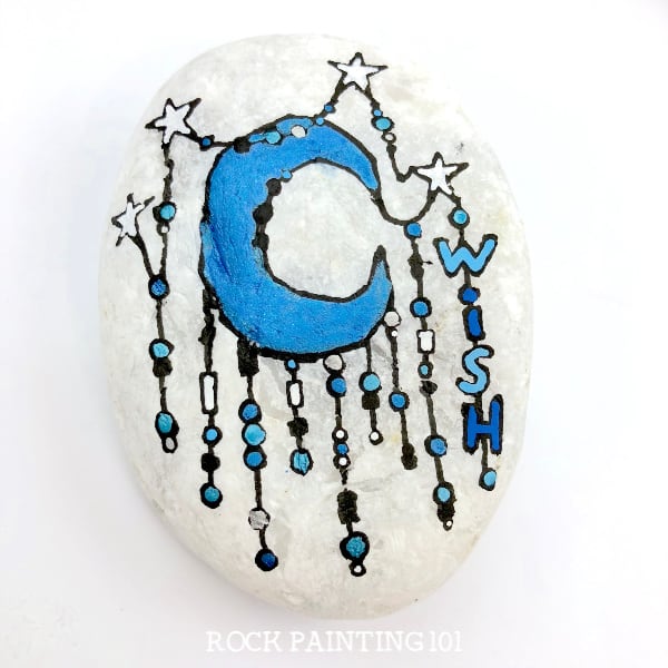 Hot to paint dreamy moon rocks with Zendangles - Rock Painting 101