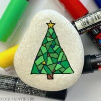 36 wonderful Christmas painted rocks you'll love to make