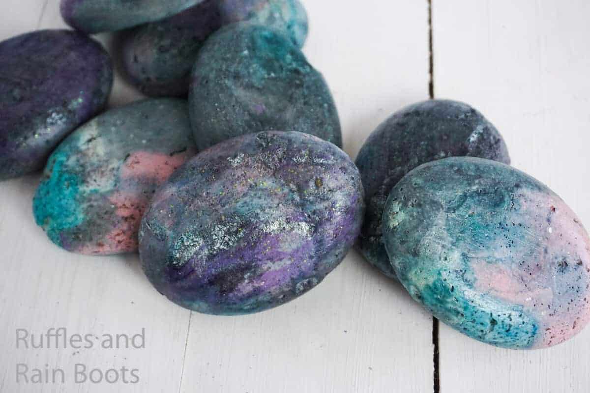 13 Painted Galaxy Rocks That Will Have You Dreaming of Space