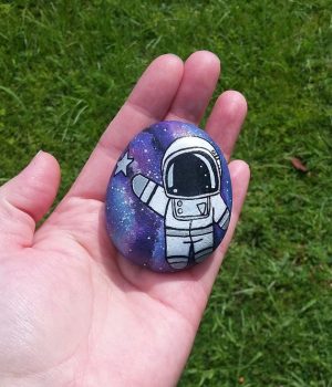 13 Painted Galaxy Rocks That Will Have You Dreaming of Space