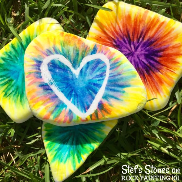 How to Paint Tie Dye Rocks with Alcohol Ink - Rock Painting 101