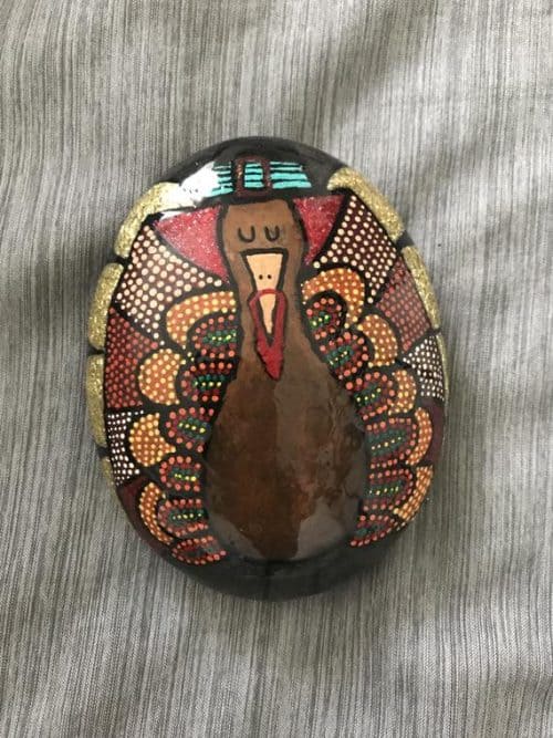 18 easy turkey painted rocks to create this Thanksgiving