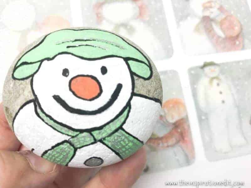 10 easy Snowman Painted Rocks - Rock Painting 101