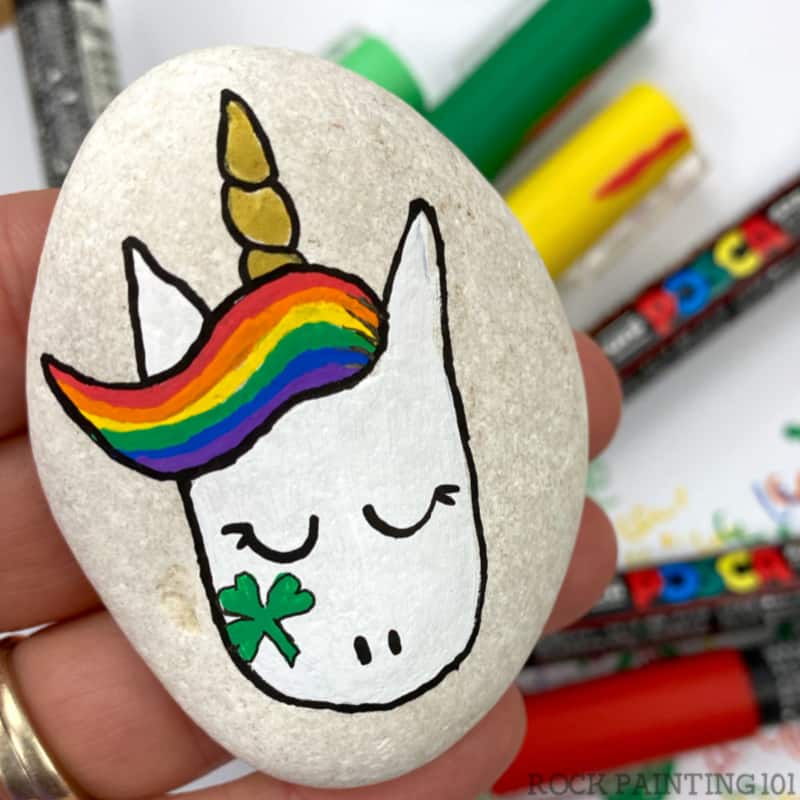 9 unique St Patrick's Day painted rocks - Rock Painting 101